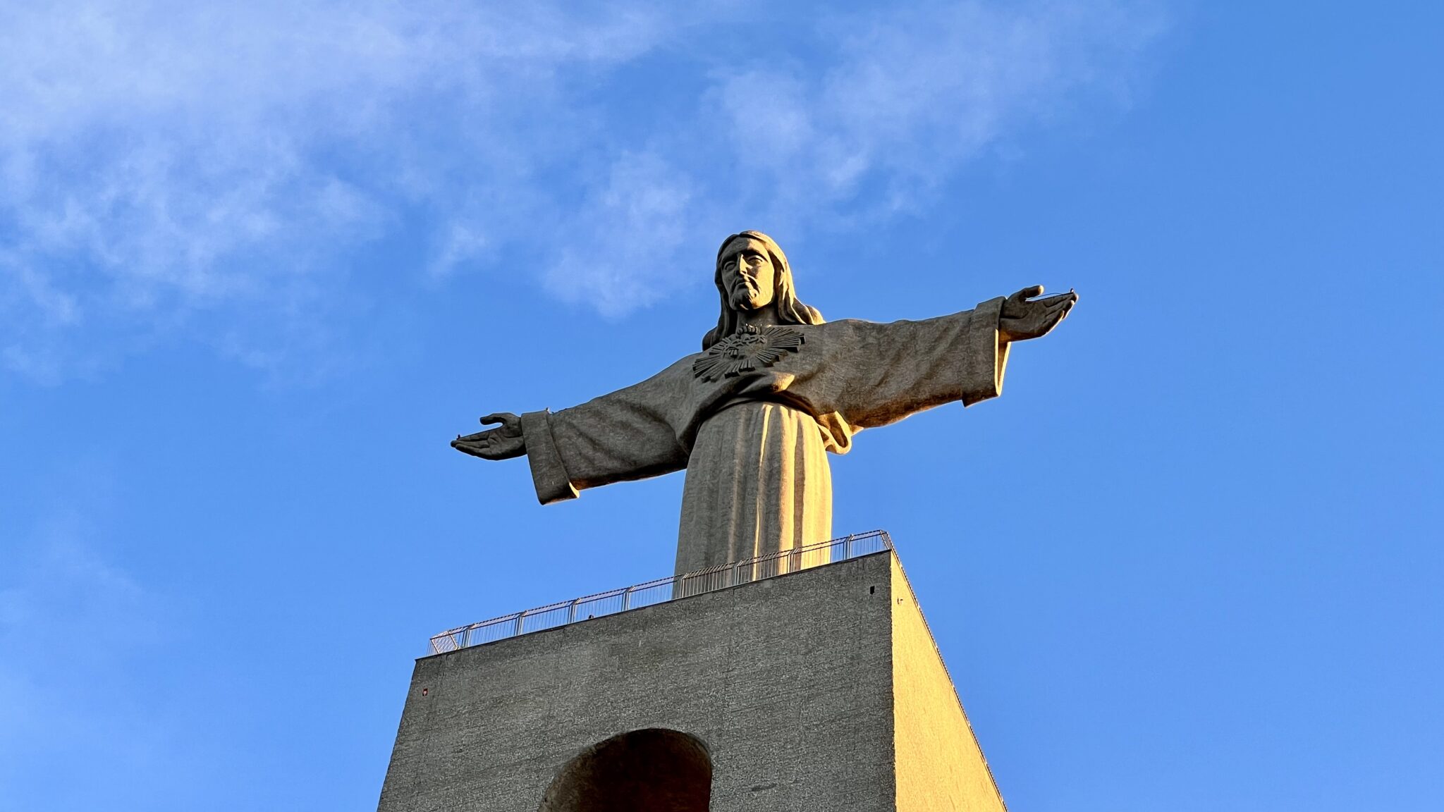 Le Christ Roi de Lisbonne - Va voir là-bas